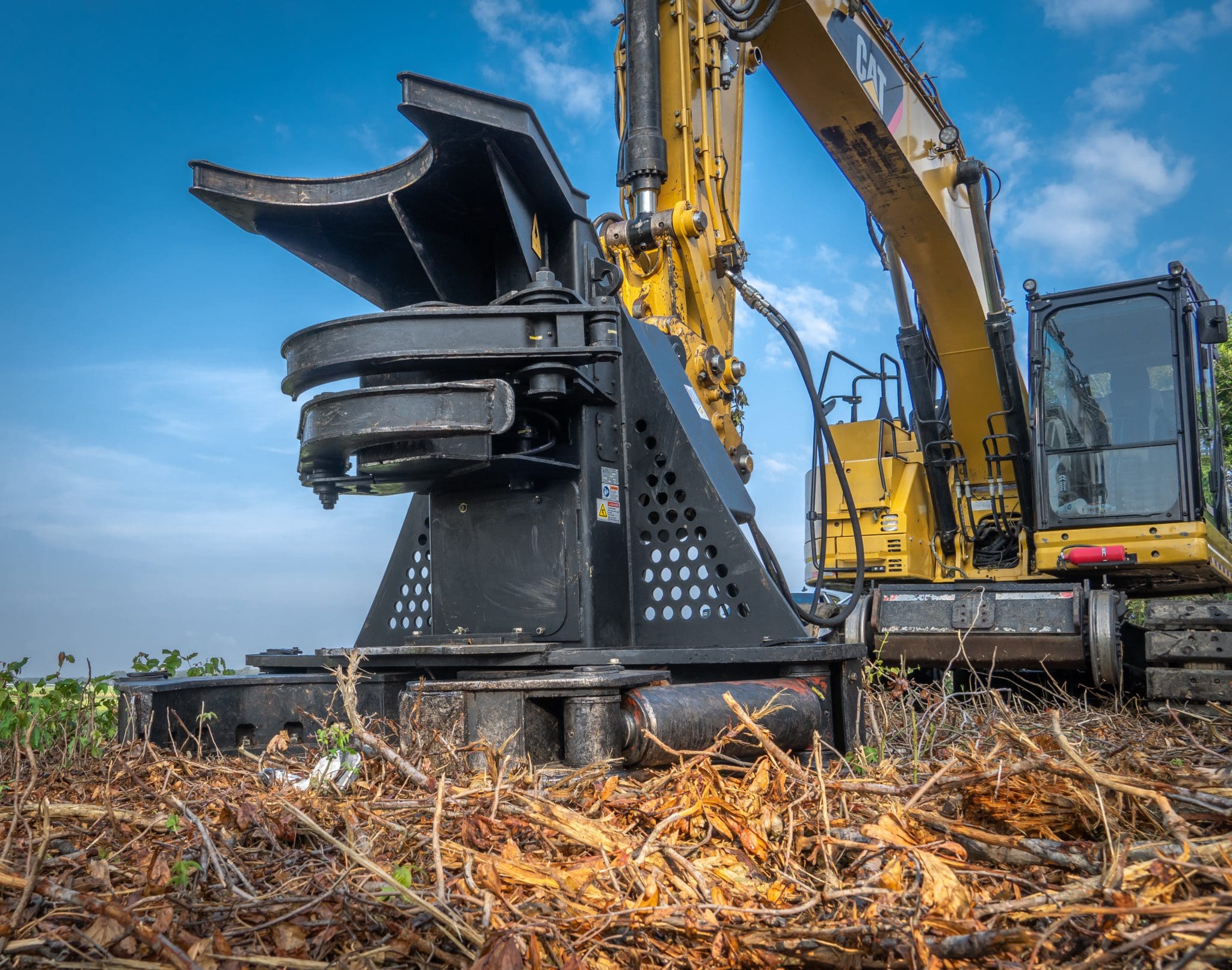 Tree shear for excavator | Dymax Attachment Specialists