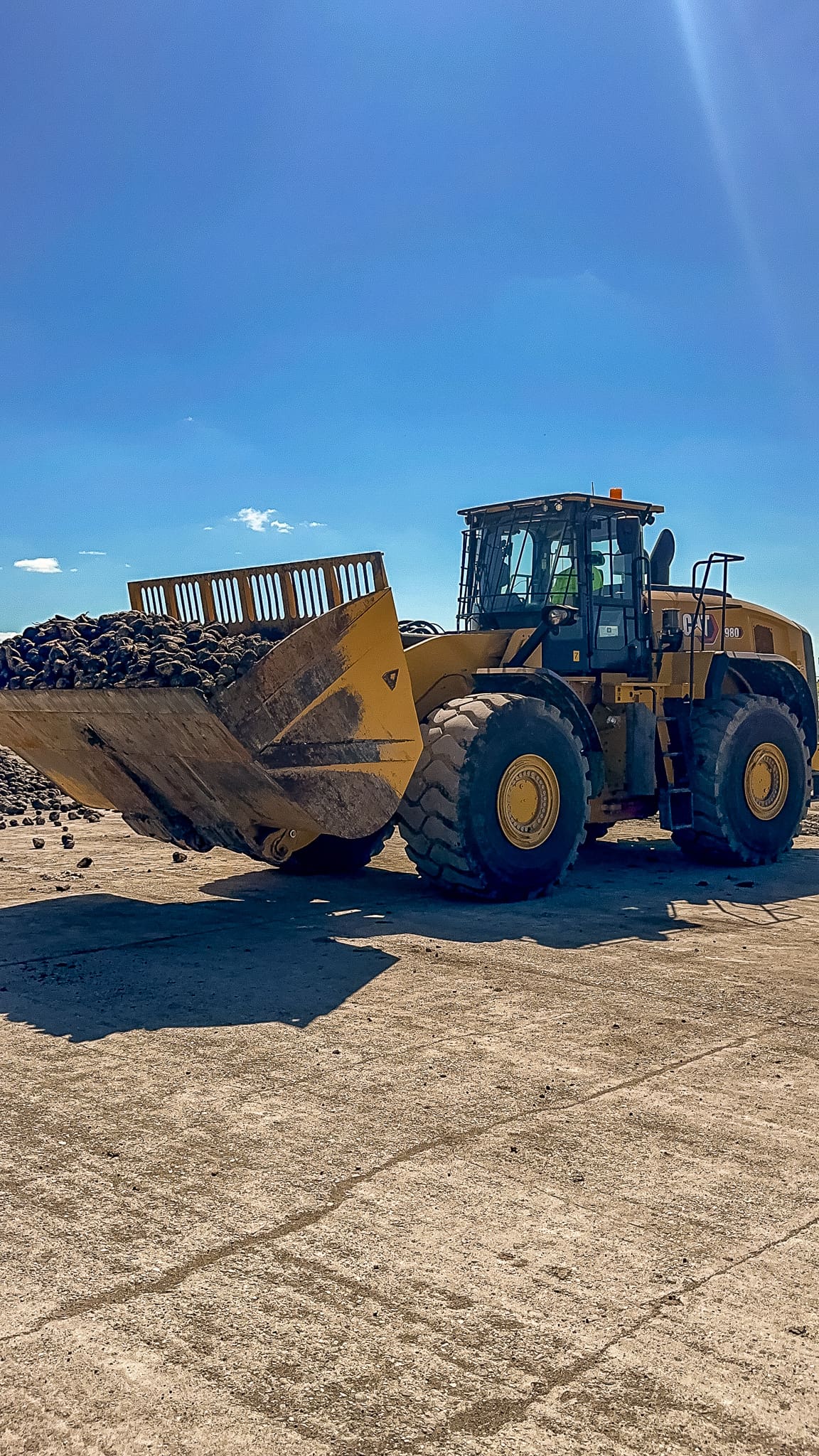 Sugar Beet Bucket | Wheel Loader Attachment - Dymax